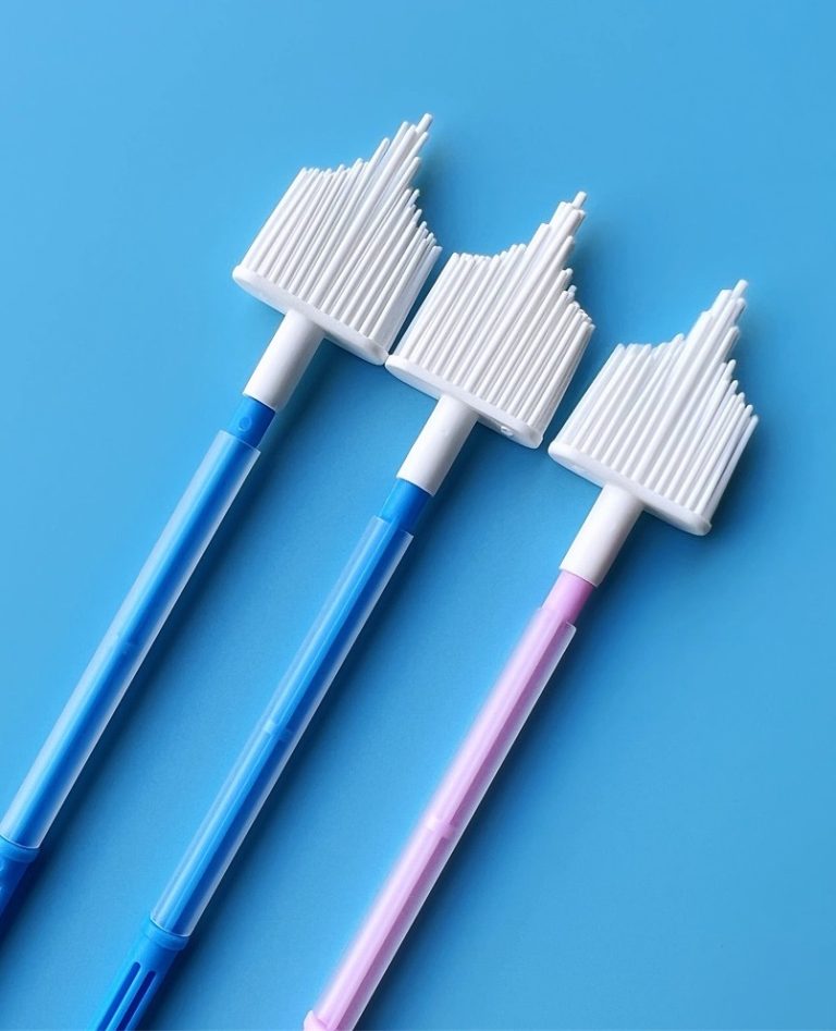 Disposable cervex blue brush - Biotech Diagnostic Supplies Limited
